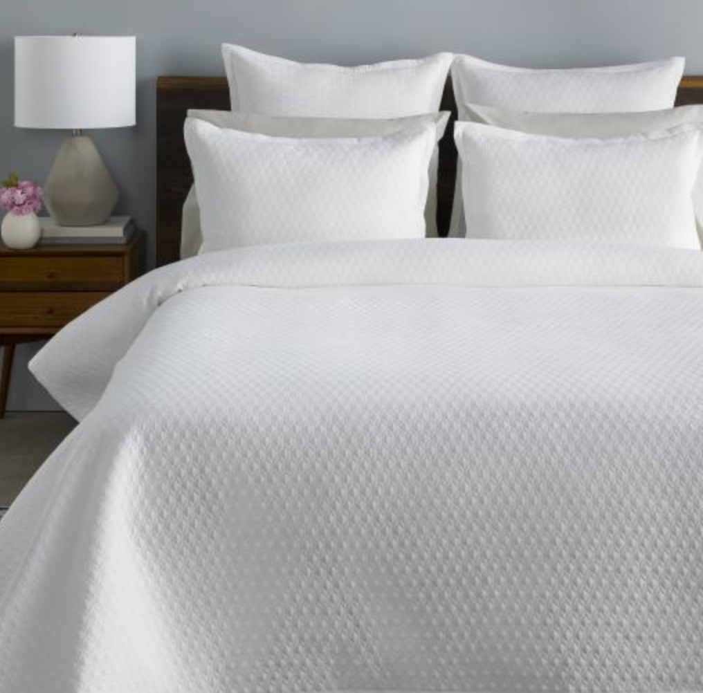 Bedding Essentials – Bespoke Furniture